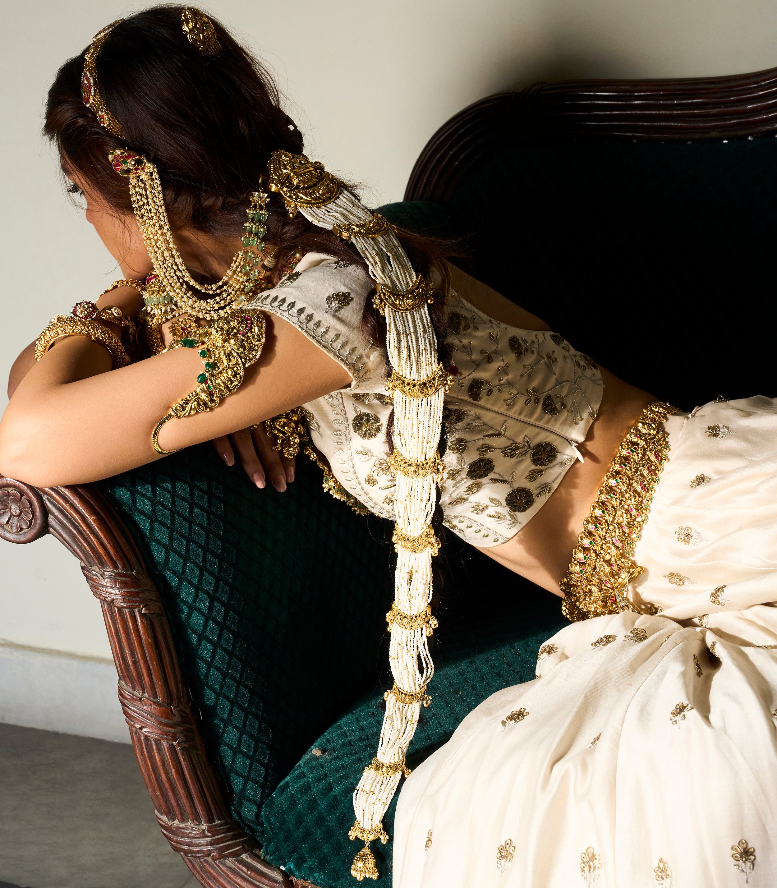 CHHAVI GOLD PLATED CHOTI – Preeti Mohan